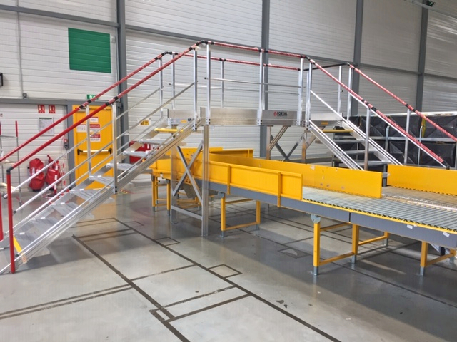 Double access staircases for conveyors crossing